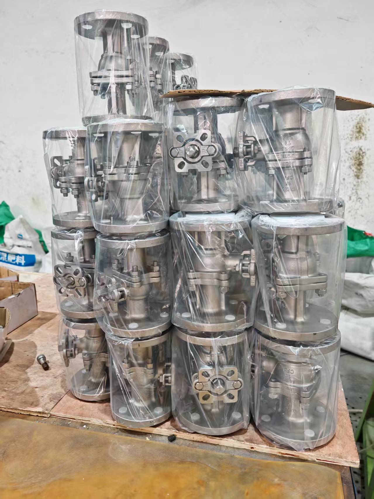 China 2PC Flanged Ball Valve - China Valve Manufacturer | STV