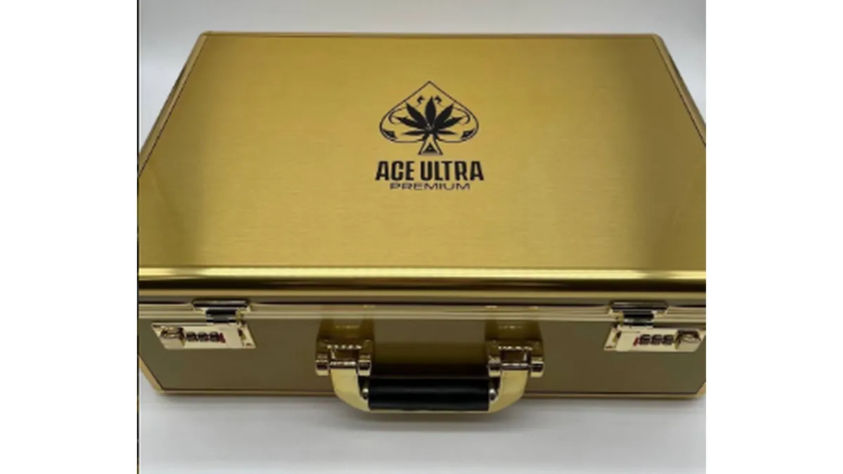 Gold Case Ace 2G vs. Budget Disposable Vape Pens — Is the Luxury Price ...
