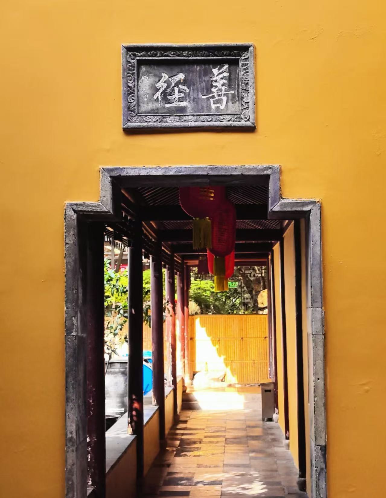 Longhua Temple in Shanghai: A Step-by-Step Visitor’s Guide