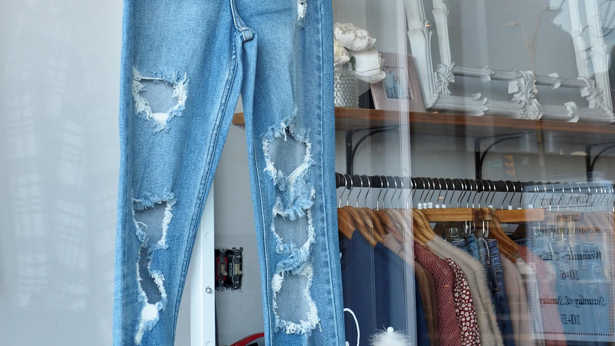 Latest retail display trends for 2025