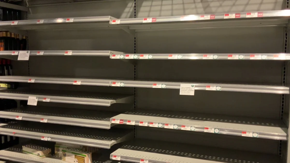 What Are Custom Metal Store Fixtures?