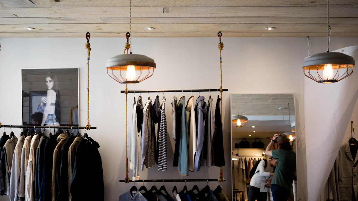 The Ultimate Guide to Choosing Retail Display Fixtures for Your Store