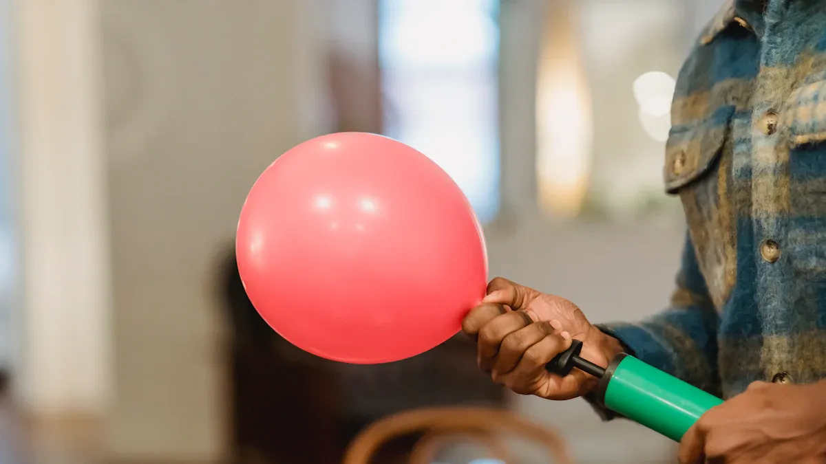 How to Master Balloon Inflation Choosing Your Perfect Pump？