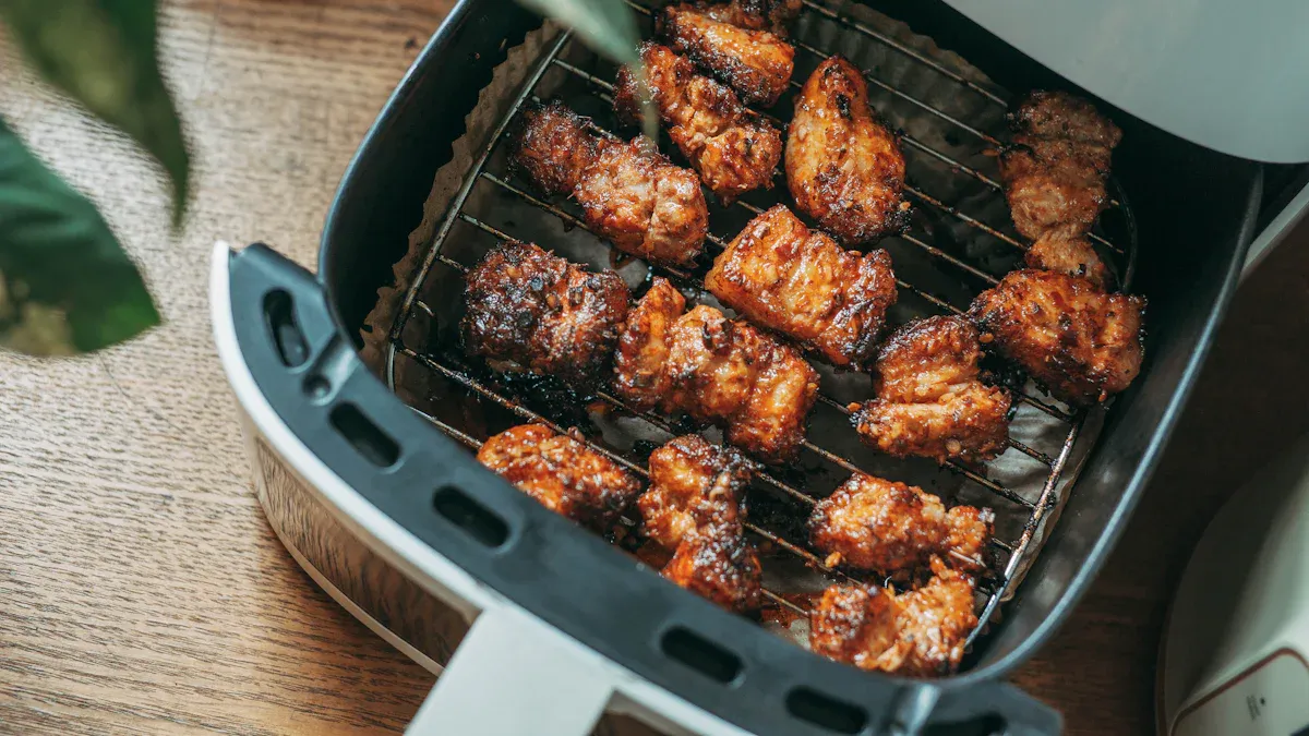 Mastering the Commercial Kitchen The Air Fryer’s Role - yisure