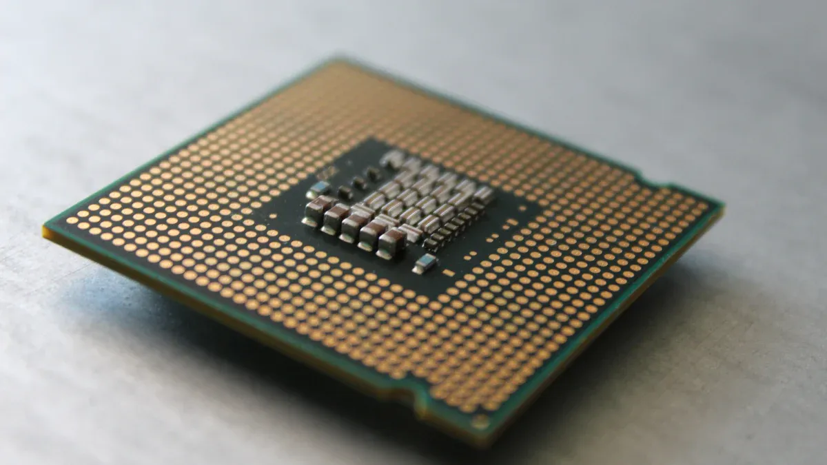 Understanding IC Integrated Circuit Definition for Electronics Engineers