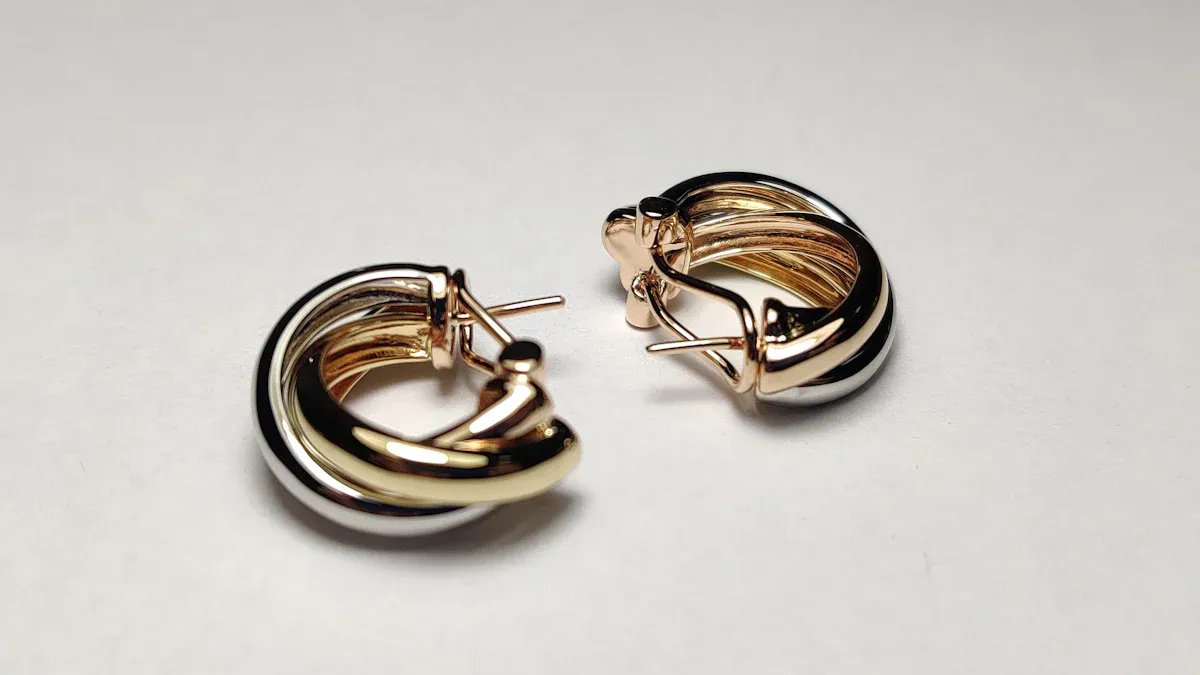 Silver jewelry compared to copper and gold jewelry - Nihaojewelry Blog