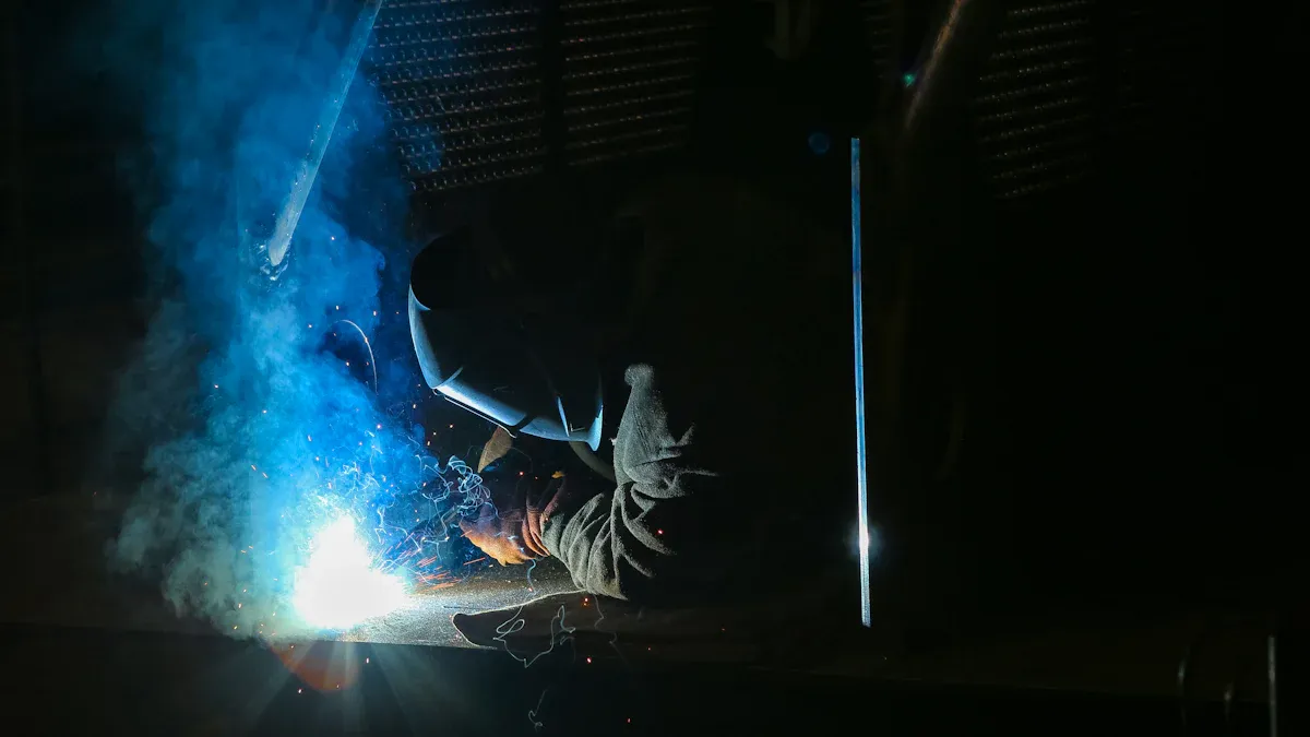 Which TIG Welding Torch Wins for Power and Comfort