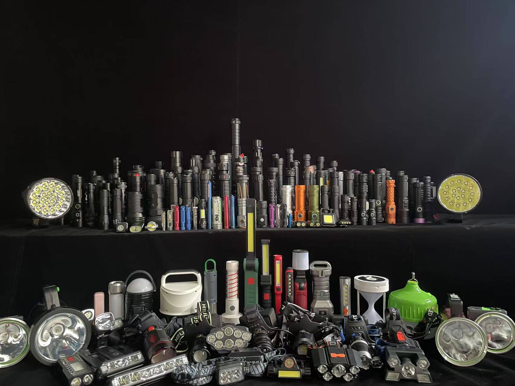 Flashlight Solutions for Outdoor Retailers and Camping Gear Distributors