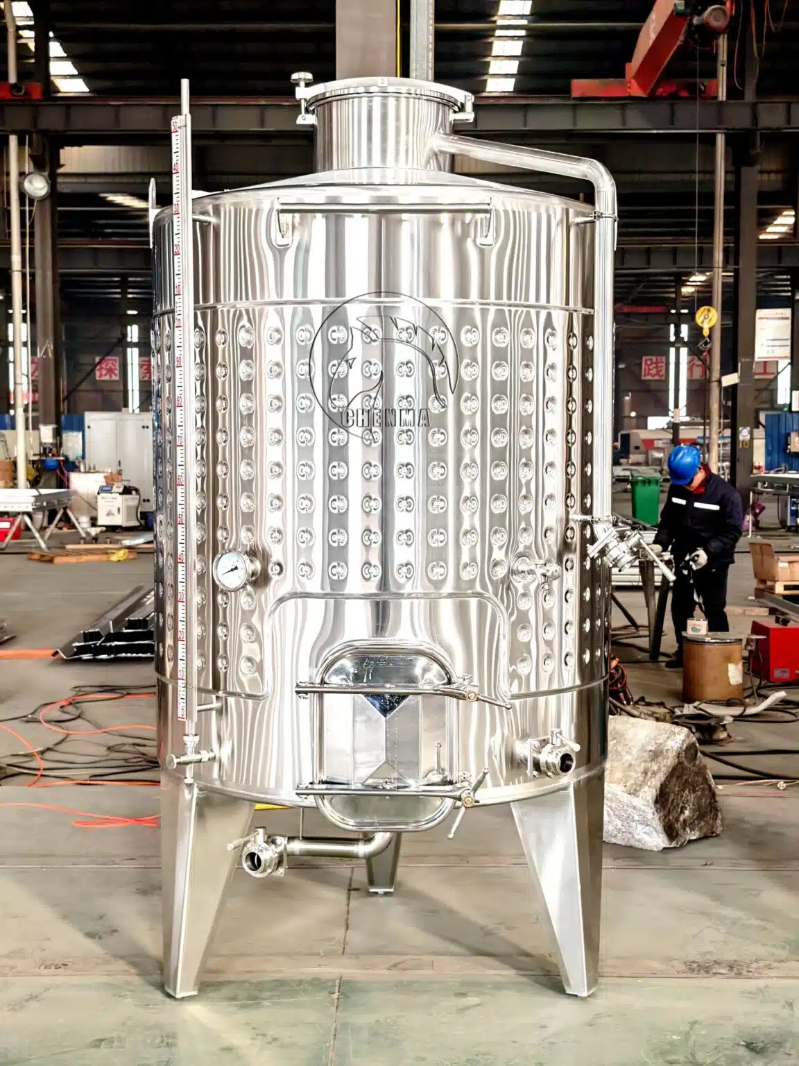 Why use concrete tanks for wine? - CHENMA